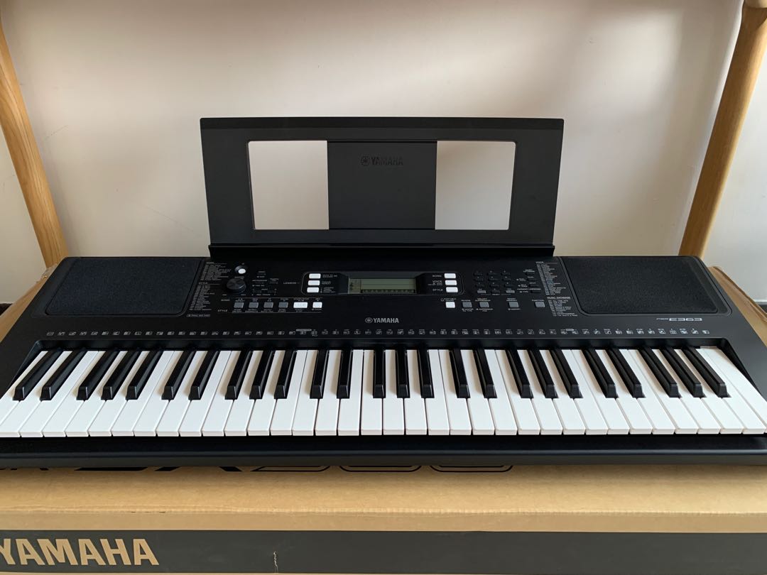 YAMAHA PSR E363, Hobbies & Toys, Music & Media, Musical Instruments on ...