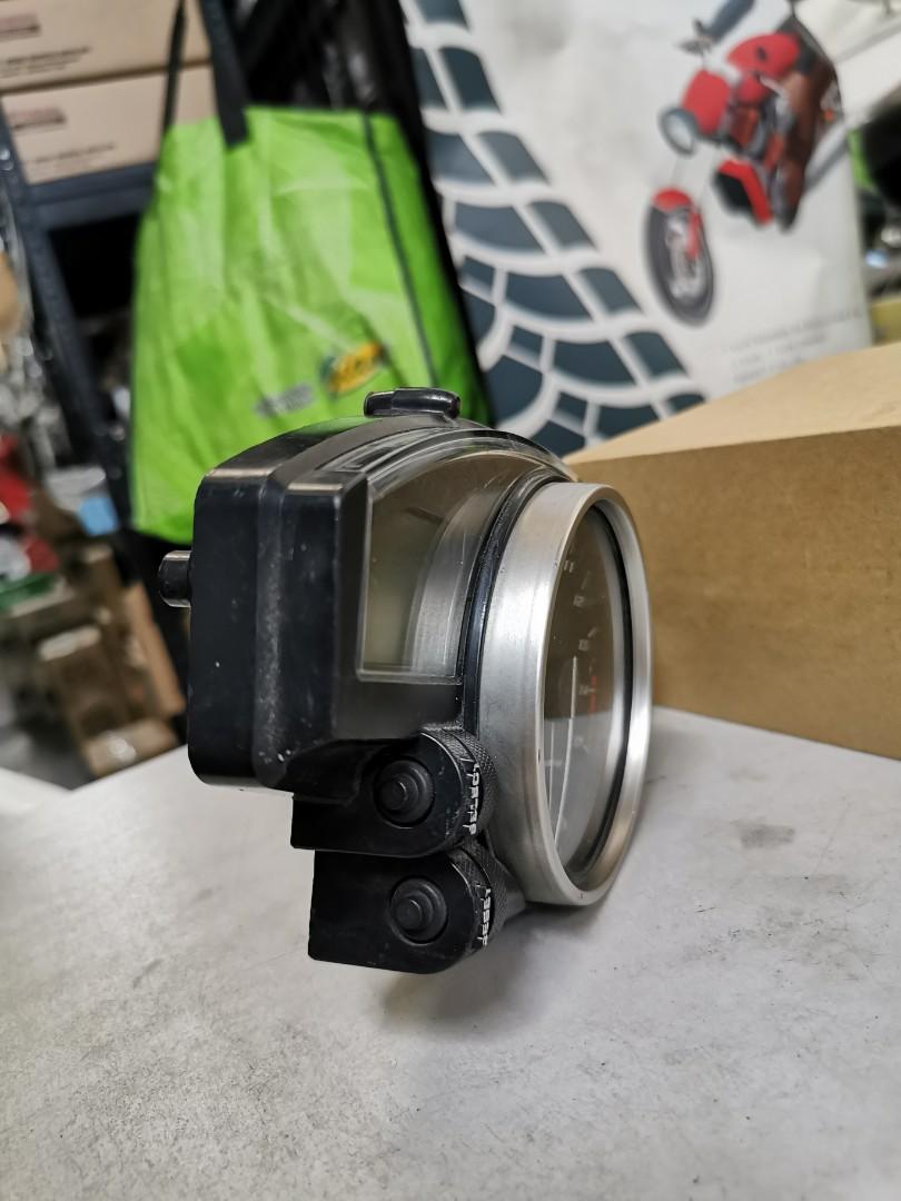 Yamaha R1 Meter 2004-2006 5VY, Motorcycles, Motorcycle Accessories on ...