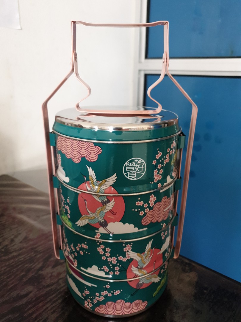 4 tier Tingkat Container, Furniture & Home Living, Kitchenware ...