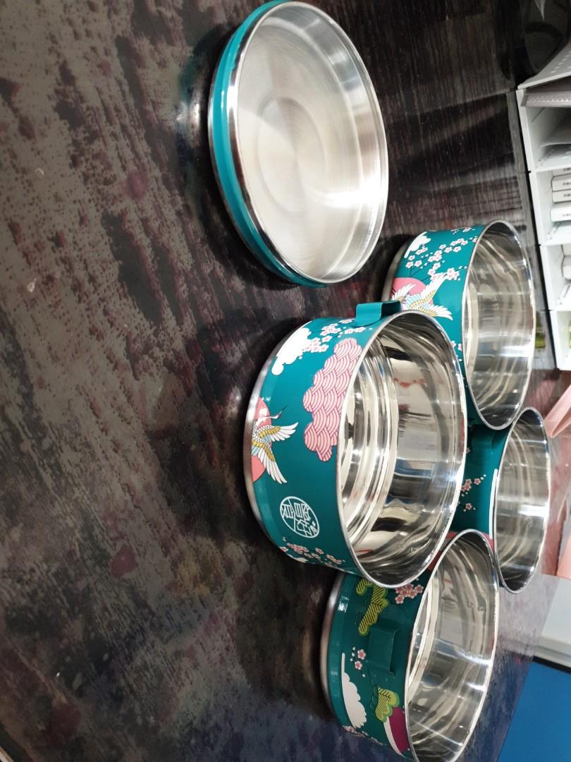 4 tier Tingkat Container, Furniture & Home Living, Kitchenware ...