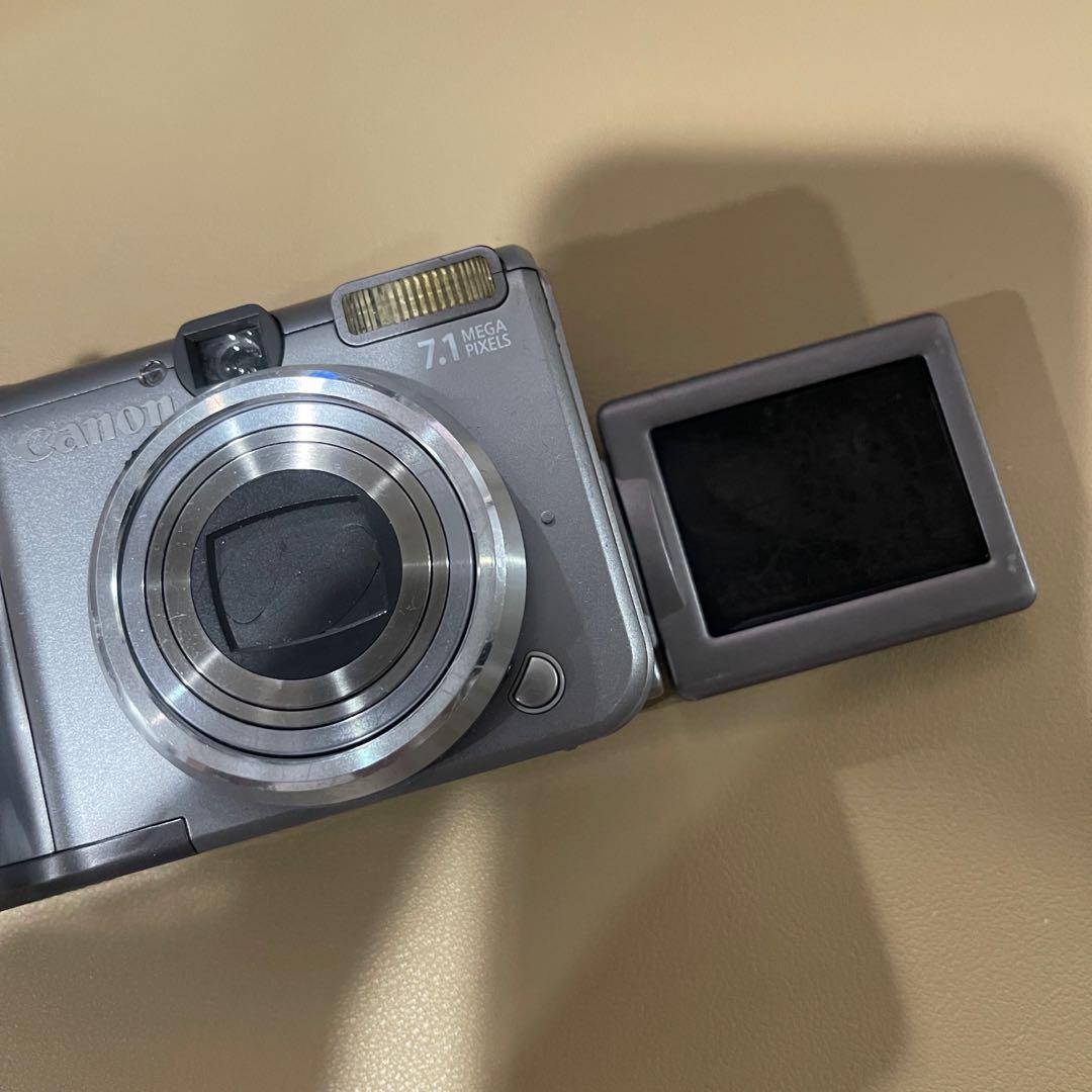 CANON DIGICAM WITH FLIP SCREEN, Photography, Cameras on Carousell