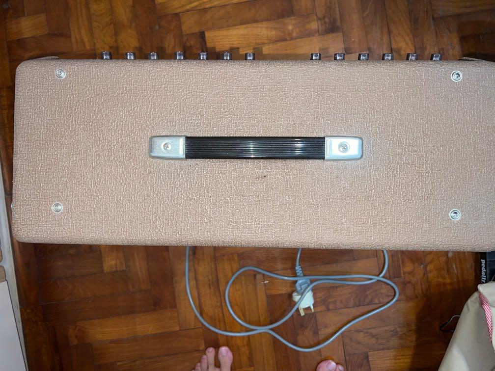 Fender Acoustasonic Junior Amp, Hobbies & Toys, Music & Media, Musical ...