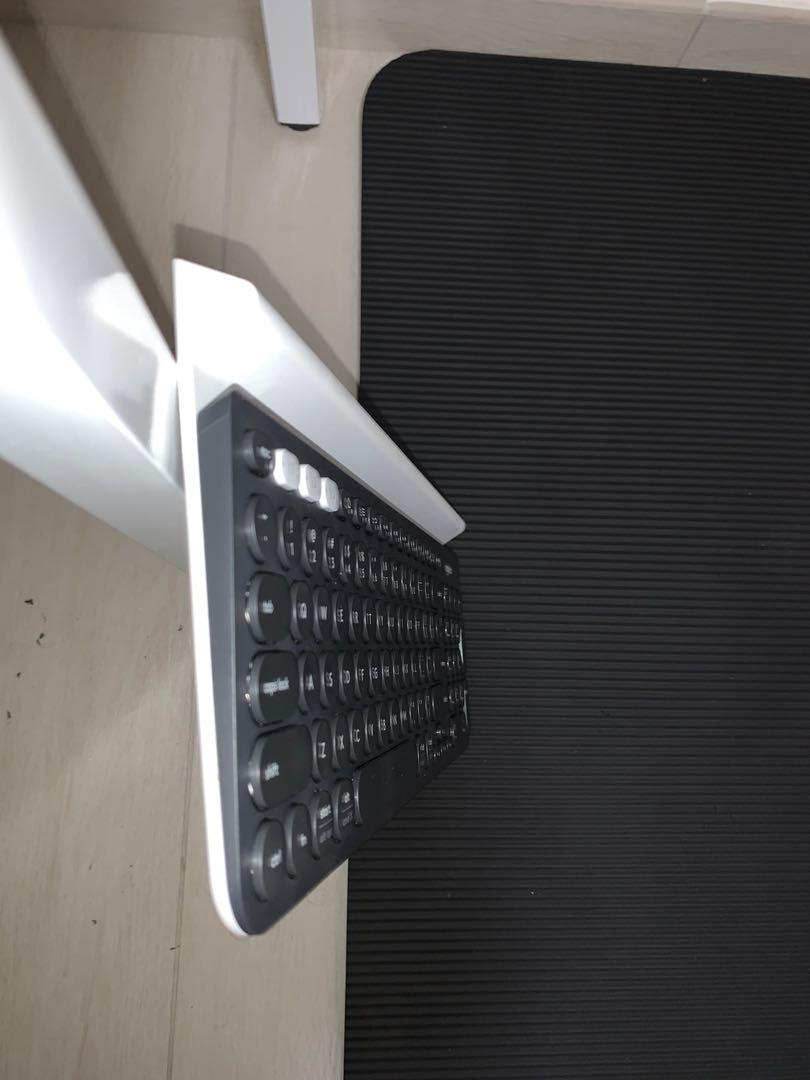 Logitech 780 keyboard, 電腦＆科技, 電腦周邊及配件, 電腦鍵盤及相關產品 - Carousell