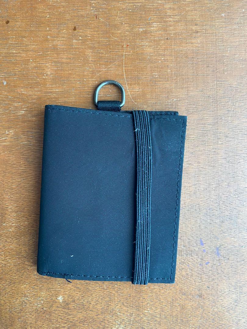 Muji wallet, Men's Fashion, Bags, Belt bags, Clutches and Pouches on ...