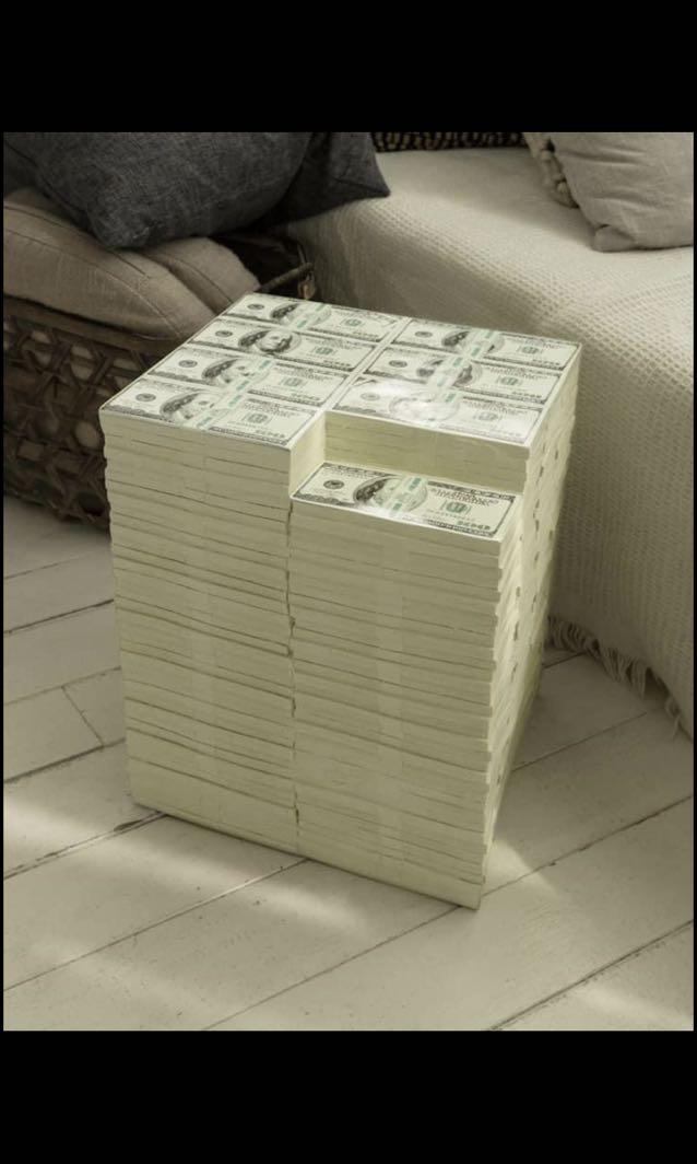 Rotary Hero US dollar stool, 傢俬＆家居, 家居裝飾, 家居裝飾 - 其他 - Carousell