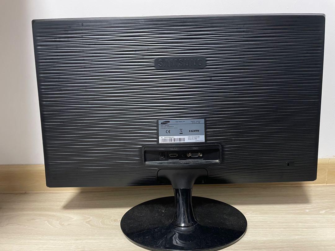 Samsung Monitor 24”, model: S24d300h, Computers & Tech, Parts ...