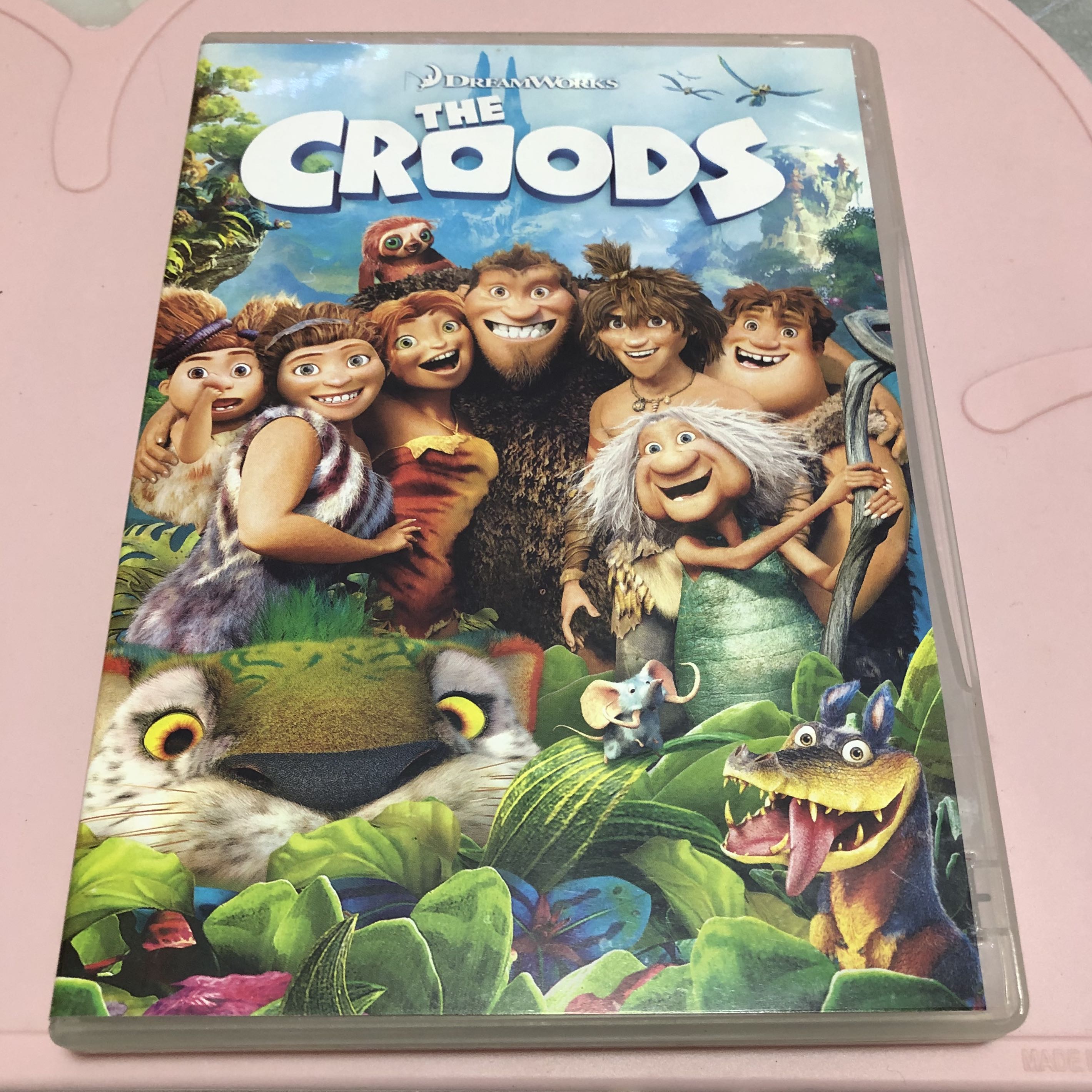 1DVD•{DVD, VCD & CD} THE CROODS For Sales, Hobbies & Toys, Music ...