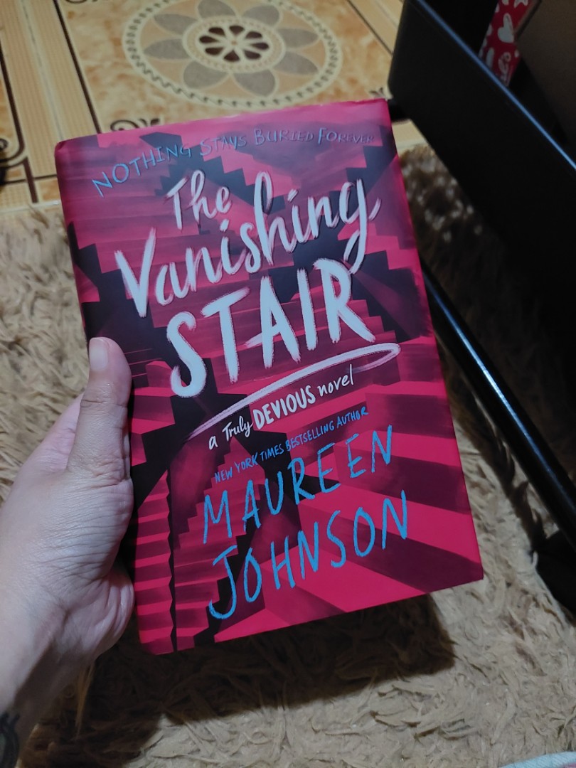 The Vanishing Stair, Hobbies & Toys, Books & Magazines, Fiction & Non ...