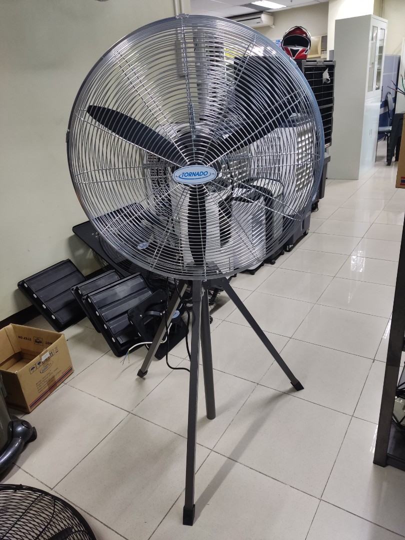 tripod stand fan, Furniture & Home Living, Lighting & Fans, Fans on ...