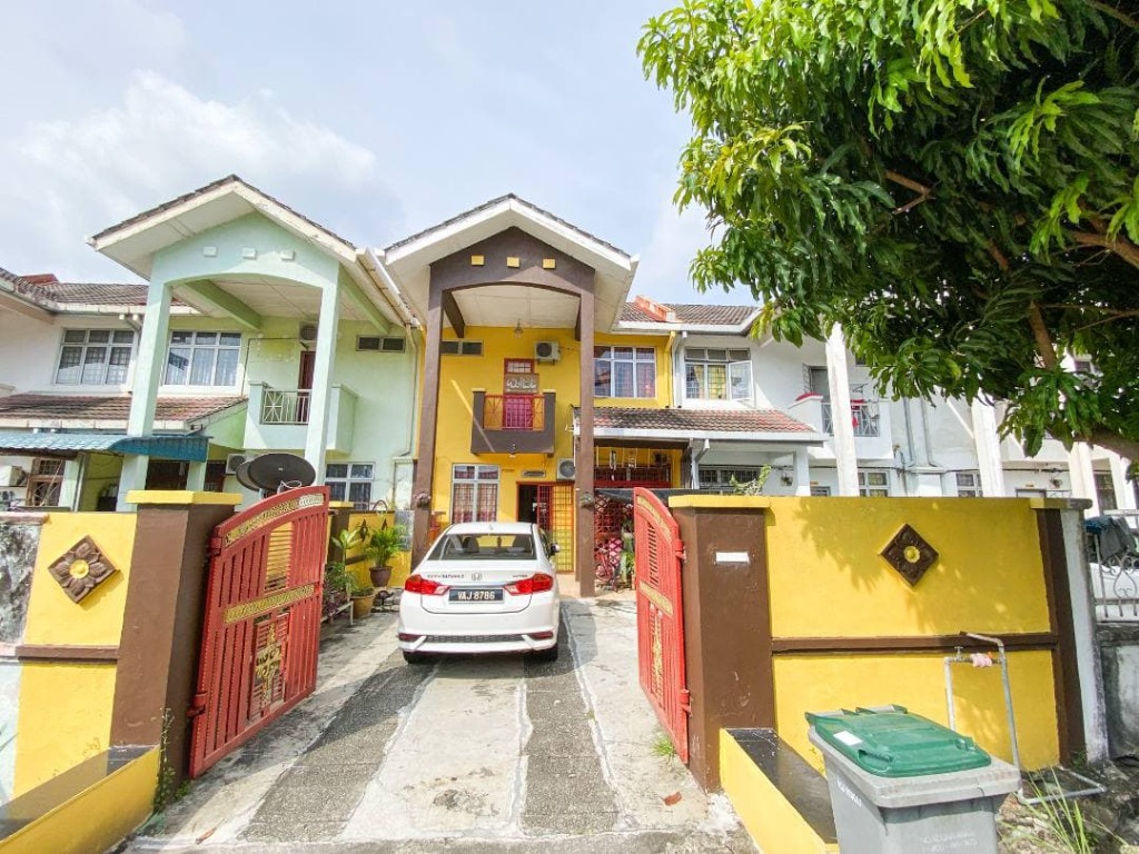 [WTS] Double Storey Terrace at Taman Desa Anggerik Nilai, Property, For ...