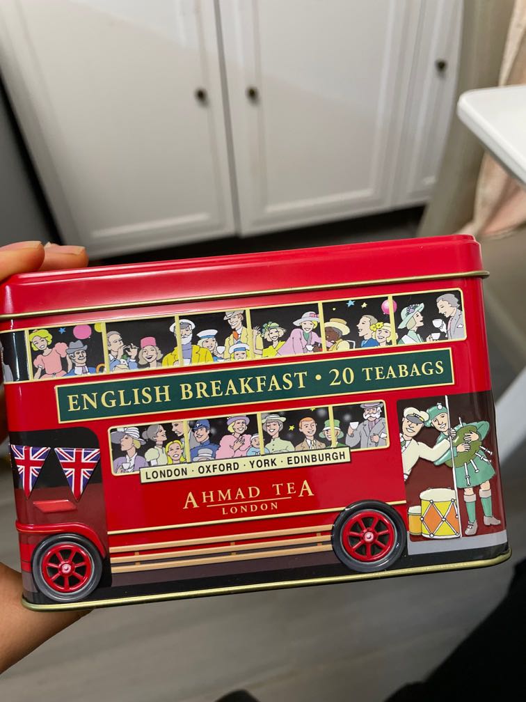 Ahmad tea London bus money box English breakfast tea, 嘢食 & 嘢飲, 飲料 ...