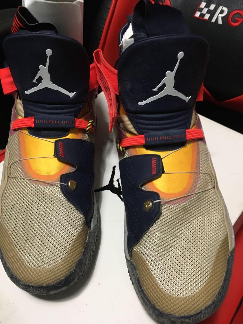 AIR JORDAN XXXIII PF, Men's Fashion, Footwear, Sneakers on Carousell