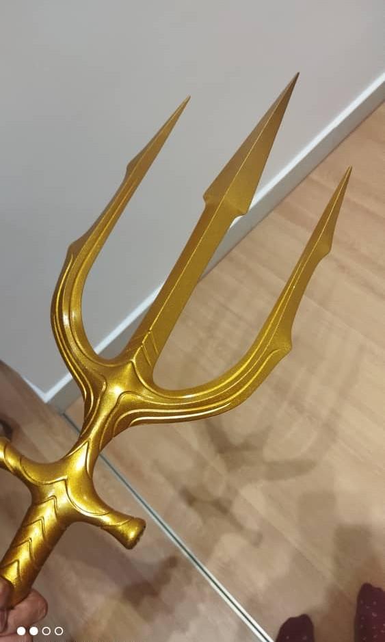 Aquaman Atlan Trident of Neptune, Hobbies & Toys, Collectibles ...