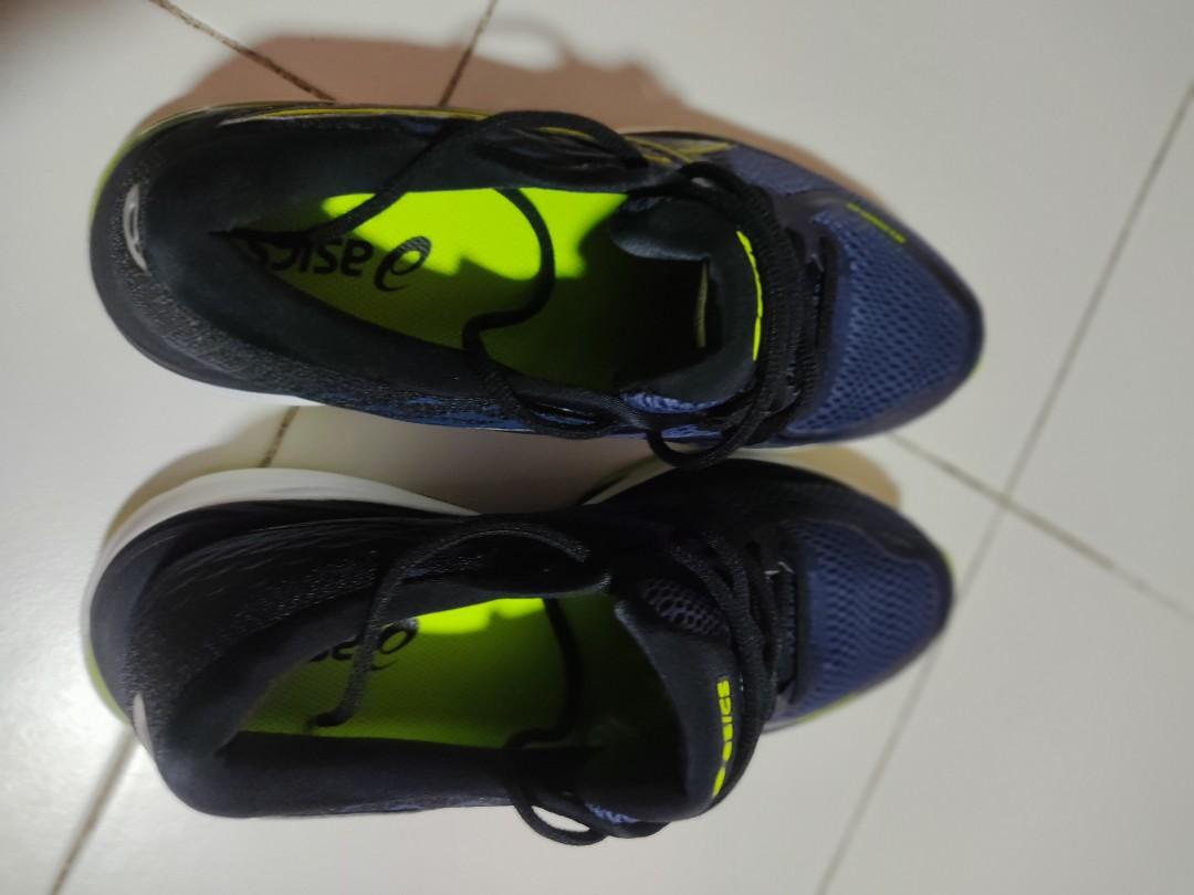 Asics FluidRide (US 9.5), Men's Fashion, Footwear, Sneakers on Carousell