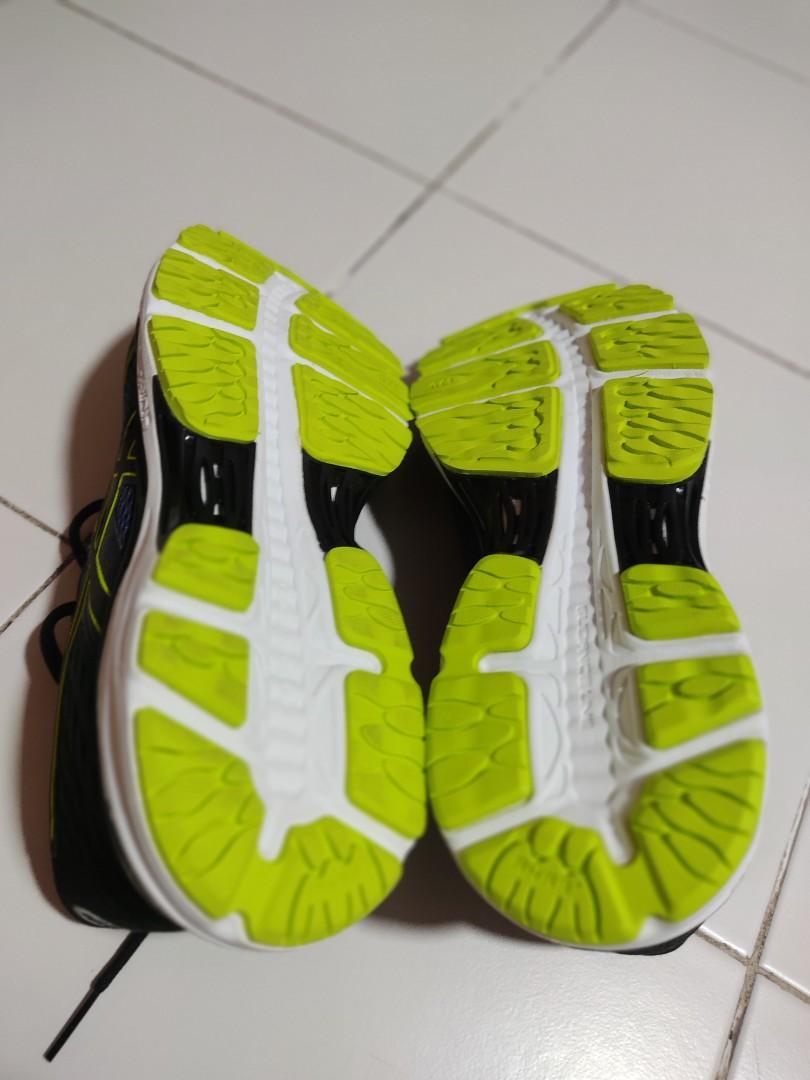 Asics FluidRide (US 9.5), Men's Fashion, Footwear, Sneakers on Carousell