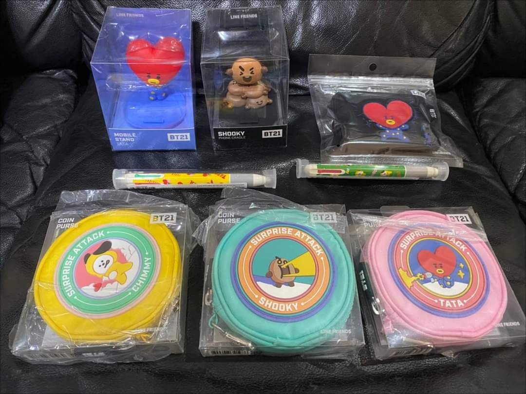 BT21 items - mobile stand, coin purse, pen, pouch, Hobbies & Toys, Toys ...