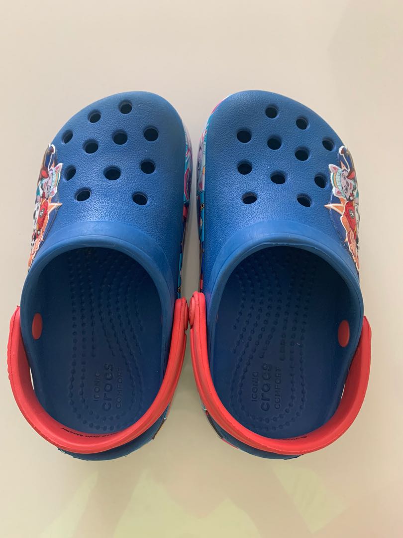 Crocs Shoe paw patrol / paw patrol crocs, Babies & Kids, Babies & Kids ...