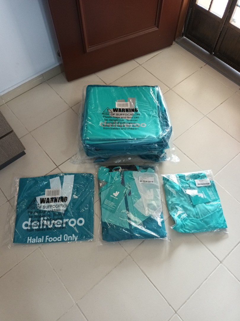 Deliveroo starter kit, Everything Else on Carousell