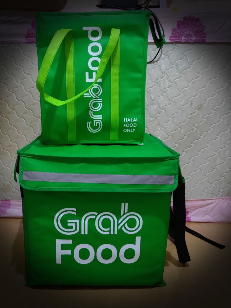 Grab food thermal bags (halal and non halal), Men's Fashion, Bags ...