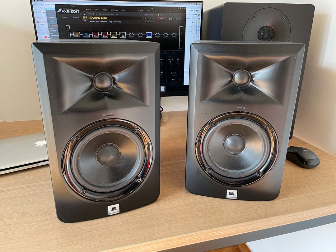 JBL PROFESSIONAL LSR305 1st gen Powered 5" , 2-Way Studio Monitor ...