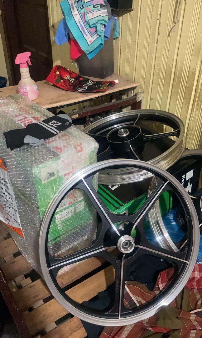 Kh100 GTO AR80 AR125 YPVS RXZ 125z y15 rim custom murah kawasaki k1 ...