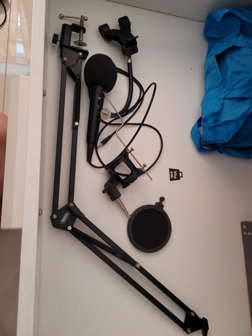 Mic table stand set up, Audio, Microphones on Carousell