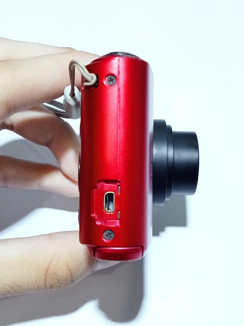 Samsung ES90 Digital Camera 14.2MP, Photography, Cameras on Carousell