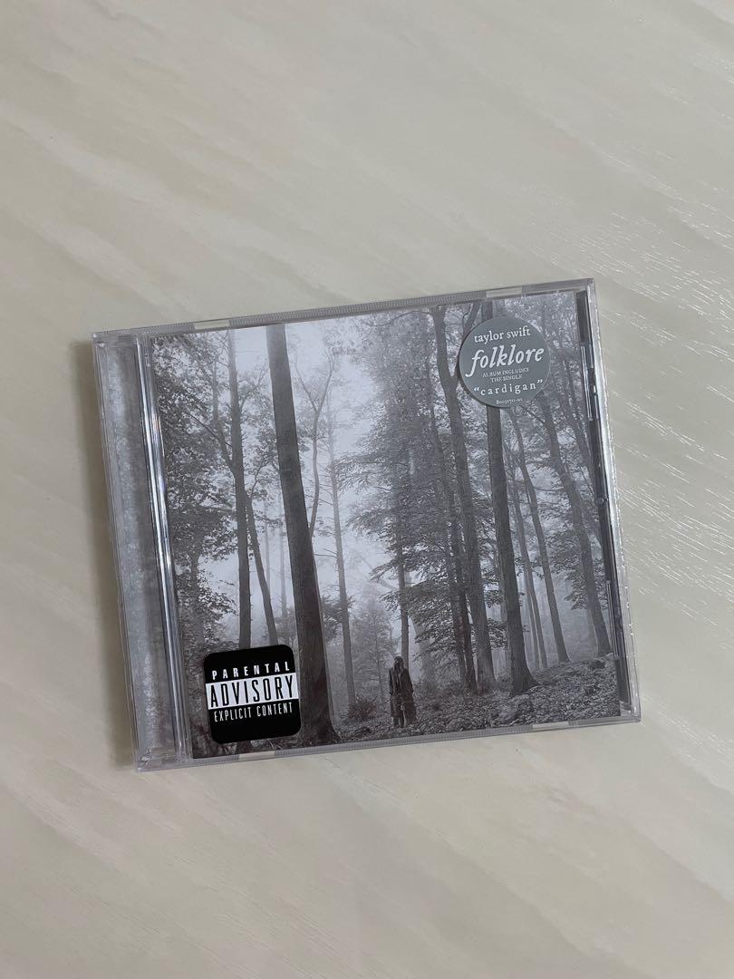 Taylor Swift folklore CD全新未開封, 興趣及遊戲, 音樂、樂器 & 配件, 音樂與媒體 - CD 及 DVD ...