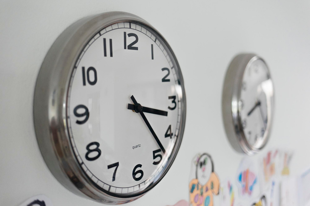 Wall clock Ikea Pugg, Furniture & Home Living, Home Decor, Clocks on ...