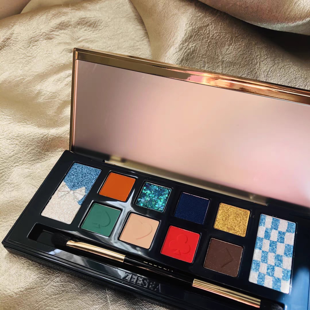ZEESEA X THE BRITISH MUSEUM X ALICE IN THE WONDERLAND EYESHADOW, 美容＆化妝品, 皮膚護理, 化妝品 - Carousell