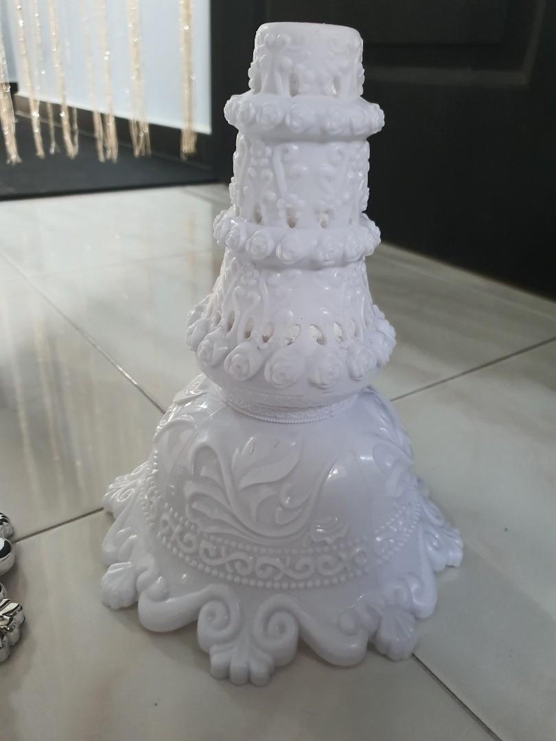 FREE: Bunga Telor Stand, Women's Fashion, Muslimah Fashion, Accessories ...