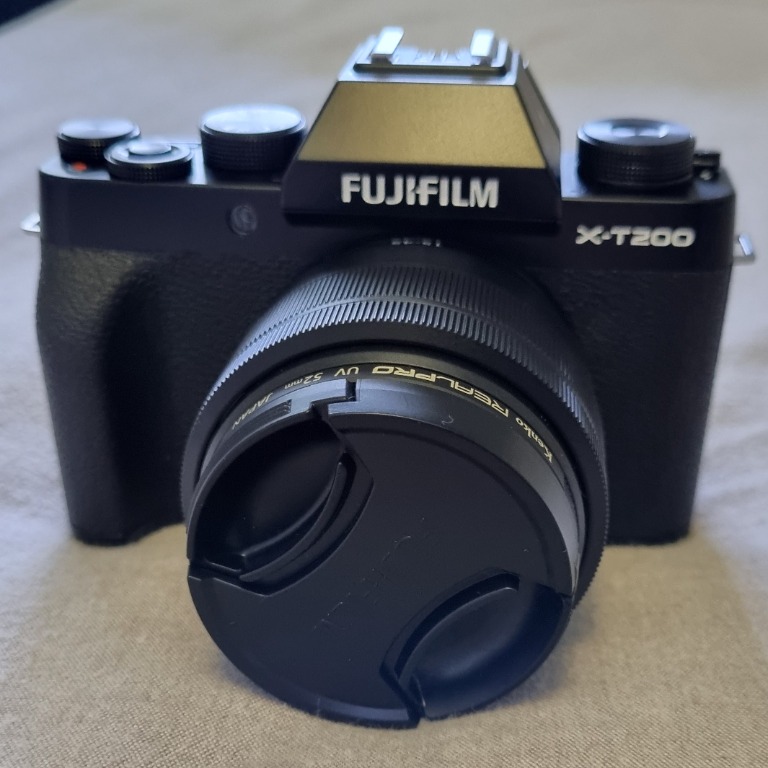 Fujifilm X-T200 with 15-45 Kit len, Photography, Cameras on Carousell