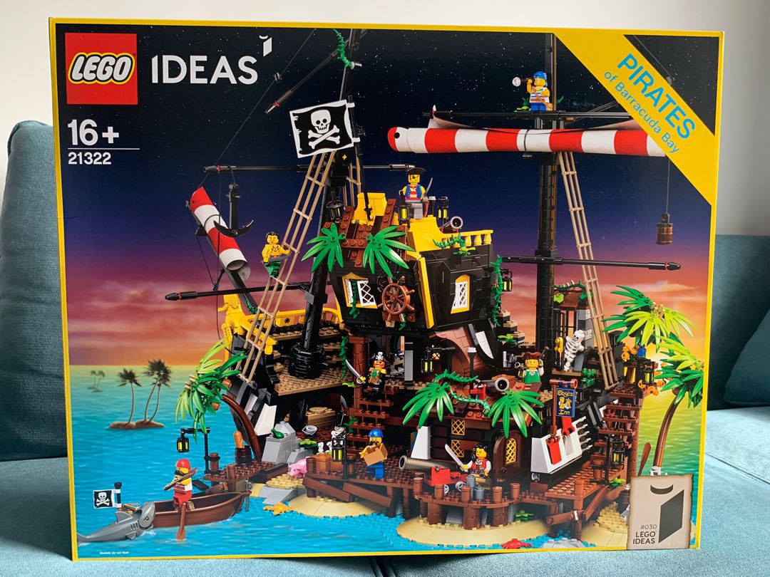 LEGO 21322 Pirates of Barracuda Bay 完美靚盒已絕版, 興趣及遊戲, 玩具 & 遊戲類 - Carousell