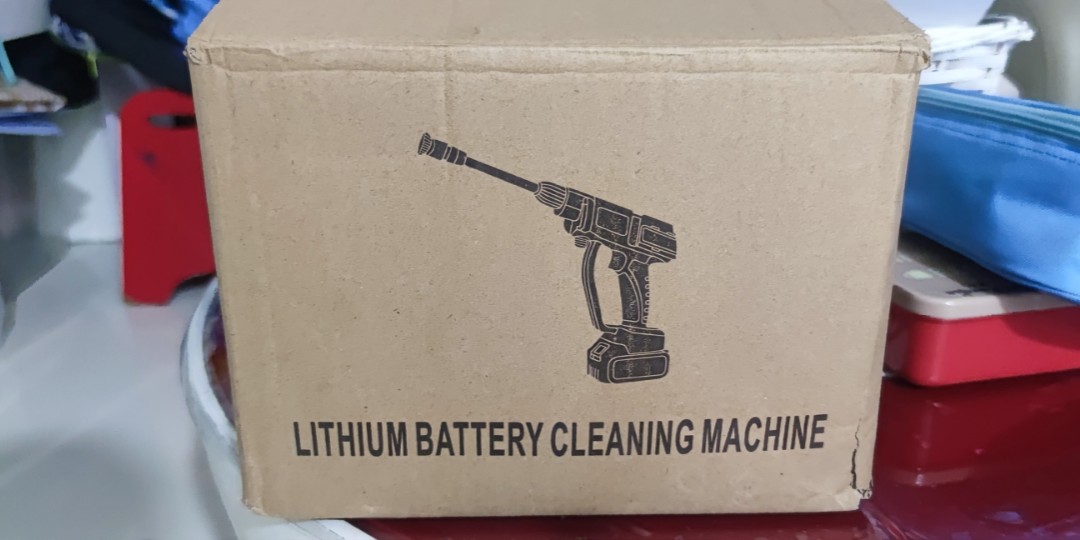 Lithium Battery Water- jet Spray, Car Accessories, Accessories on Carousell