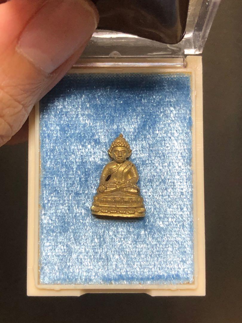 Lp Sila Phra Chaiwat Amulet 2564, Hobbies & Toys, Memorabilia ...