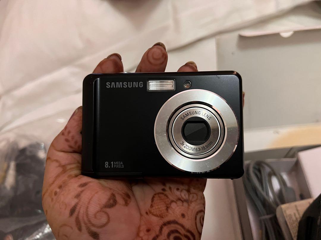 Samsung Es10, Photography, Cameras on Carousell