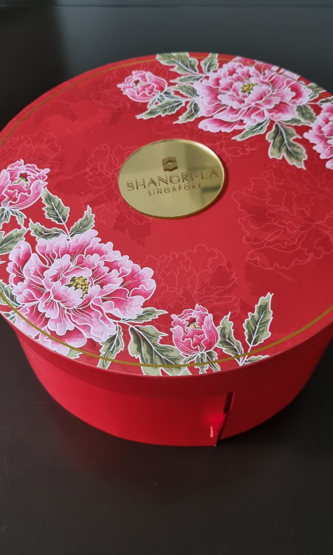 Shangri-la SG Pineapple Tart Box ( empty box only), Furniture & Home ...