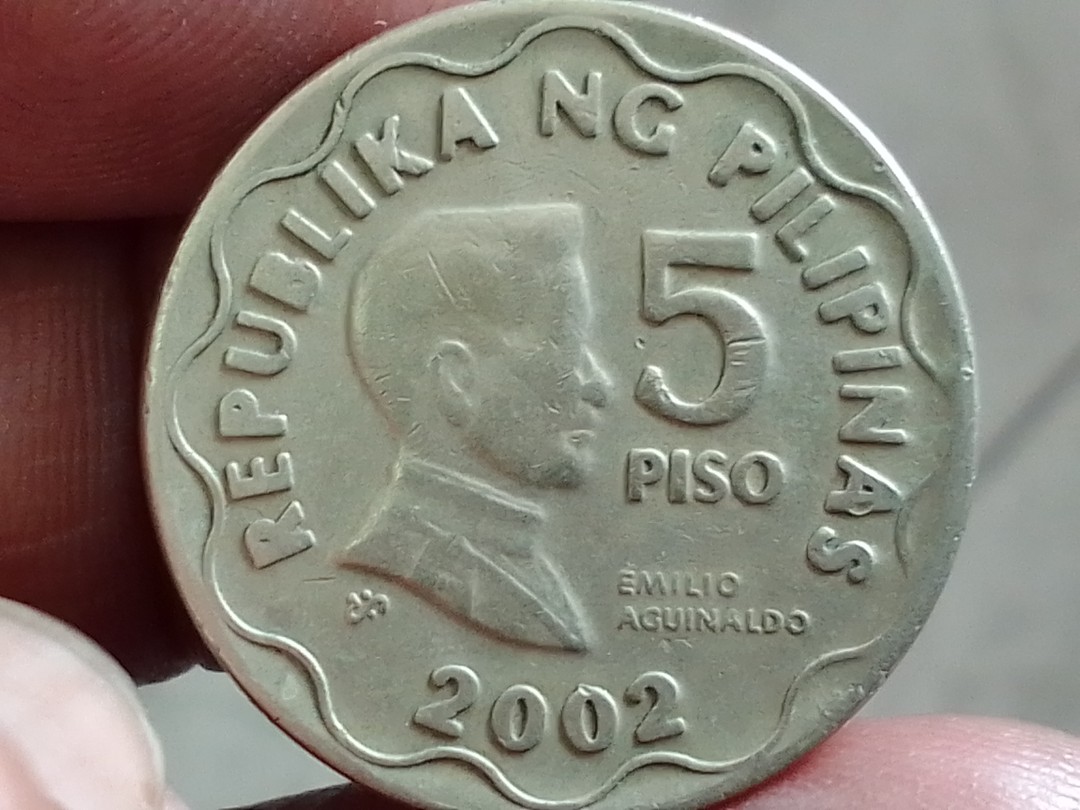 2002 5 Piso BSP error coin, Hobbies & Toys, Memorabilia & Collectibles ...