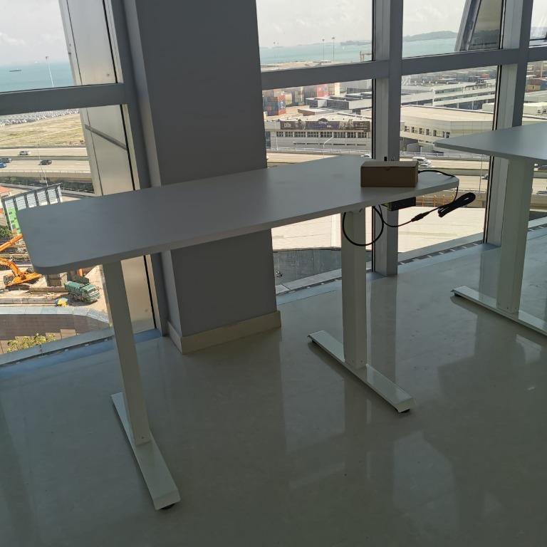 Memory Adjustable WFH Study Table / Office Table Electronic Motorize ...
