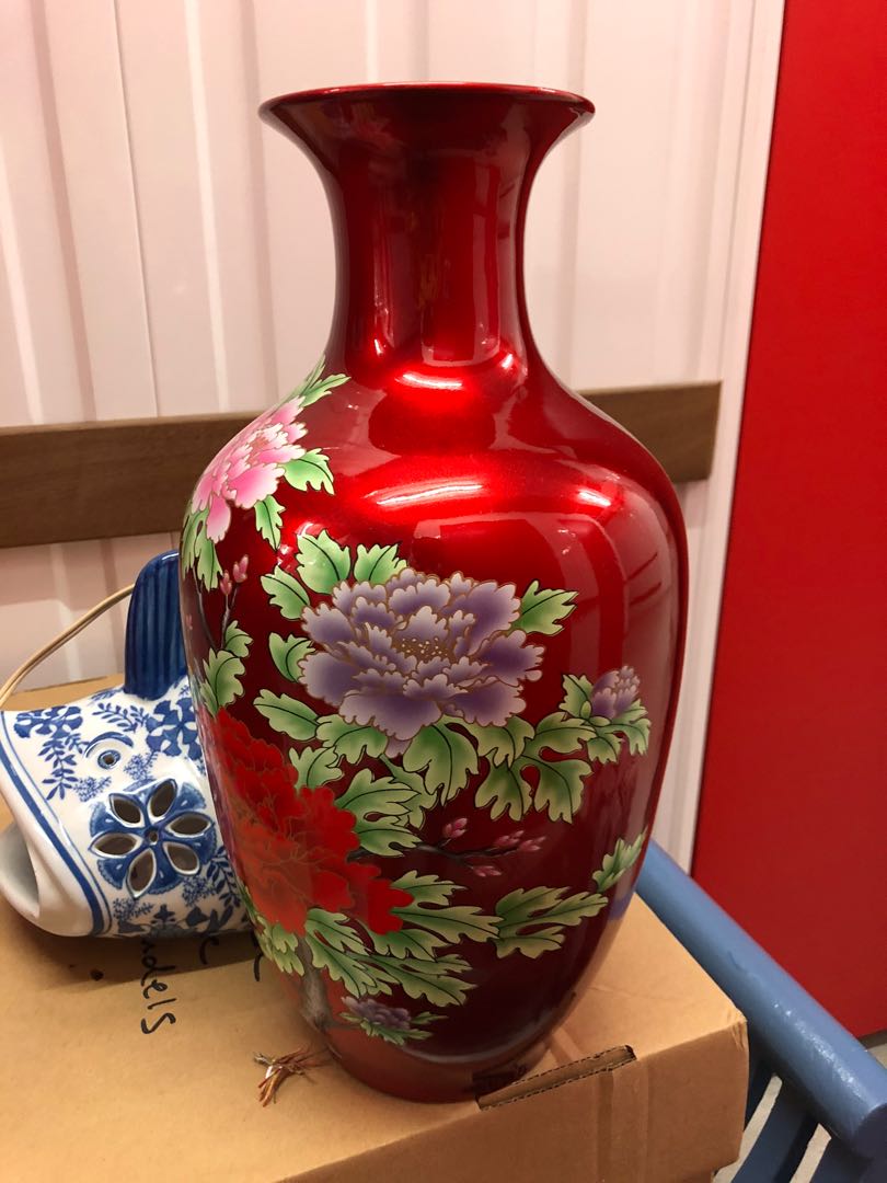 Beautiful Vase.. Now only $68!, Hobbies & Toys, Memorabilia ...