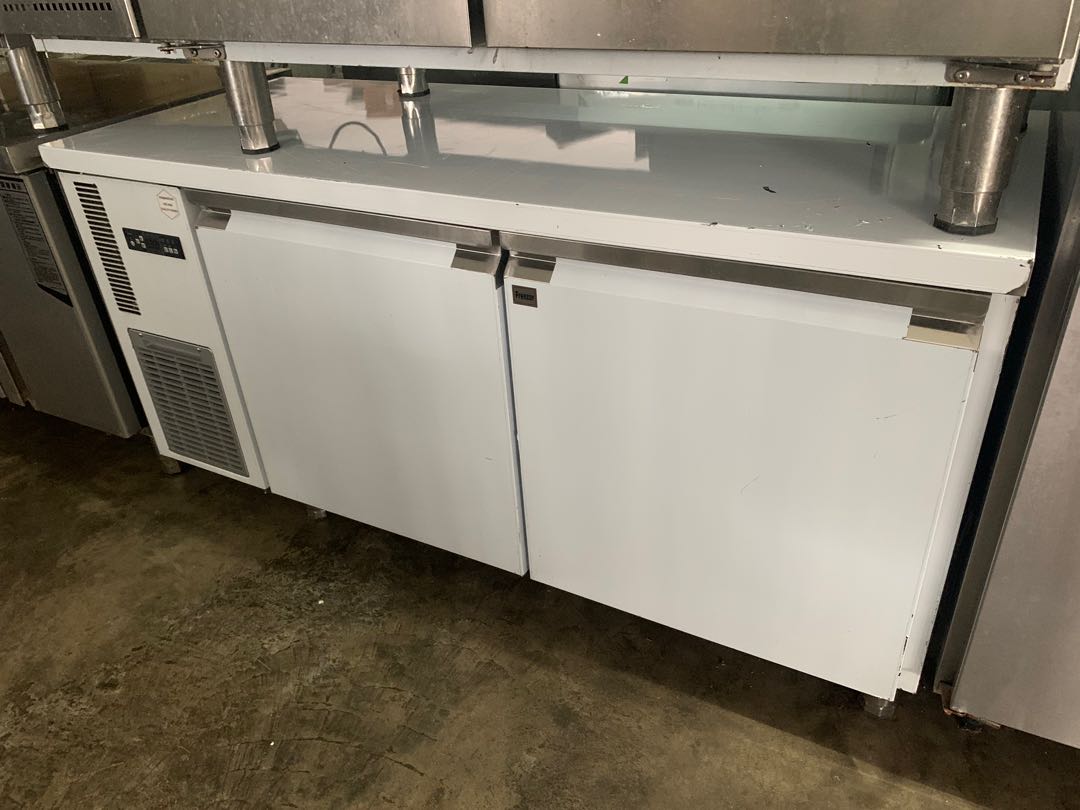 Brand new counter freezer. Blower cooling. Free deliver and warranty ...
