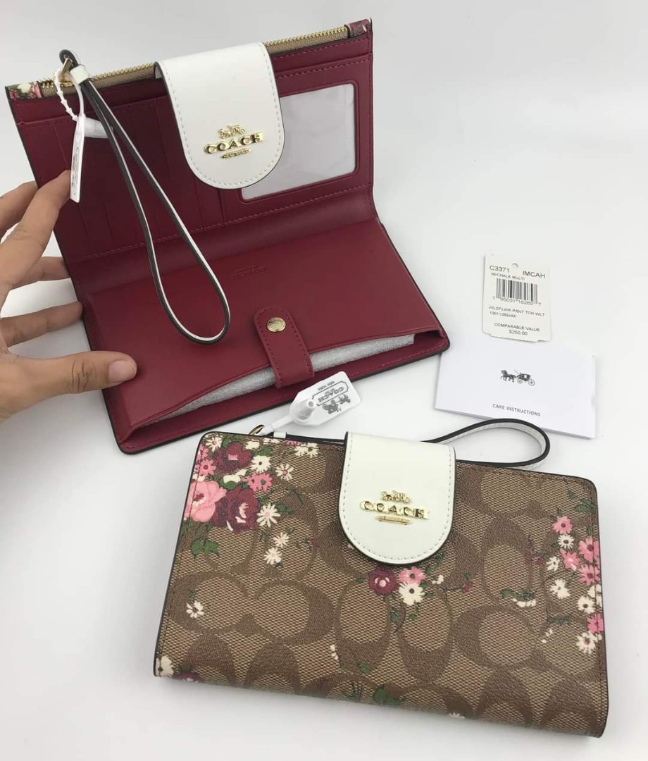 Coach Phone Wallet, Women's Fashion, Bags & Wallets, Purses & Pouches ...