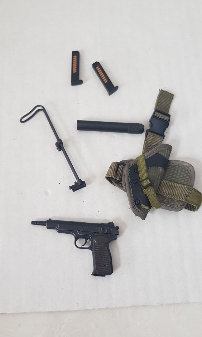 Damtoys 1/6 scale Spetsnaz in Beslan STETCHKIN APB PISTOL And holster ...