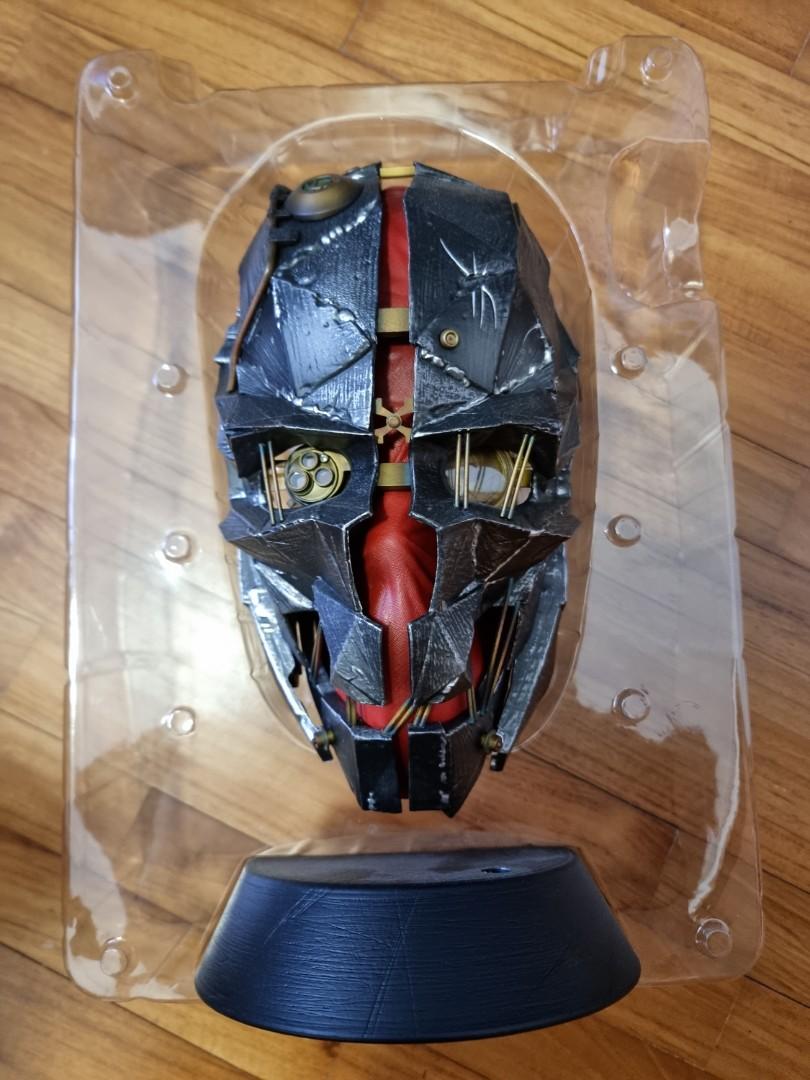 Dishonored 2 collectable mask and poster, Hobbies & Toys, Memorabilia ...