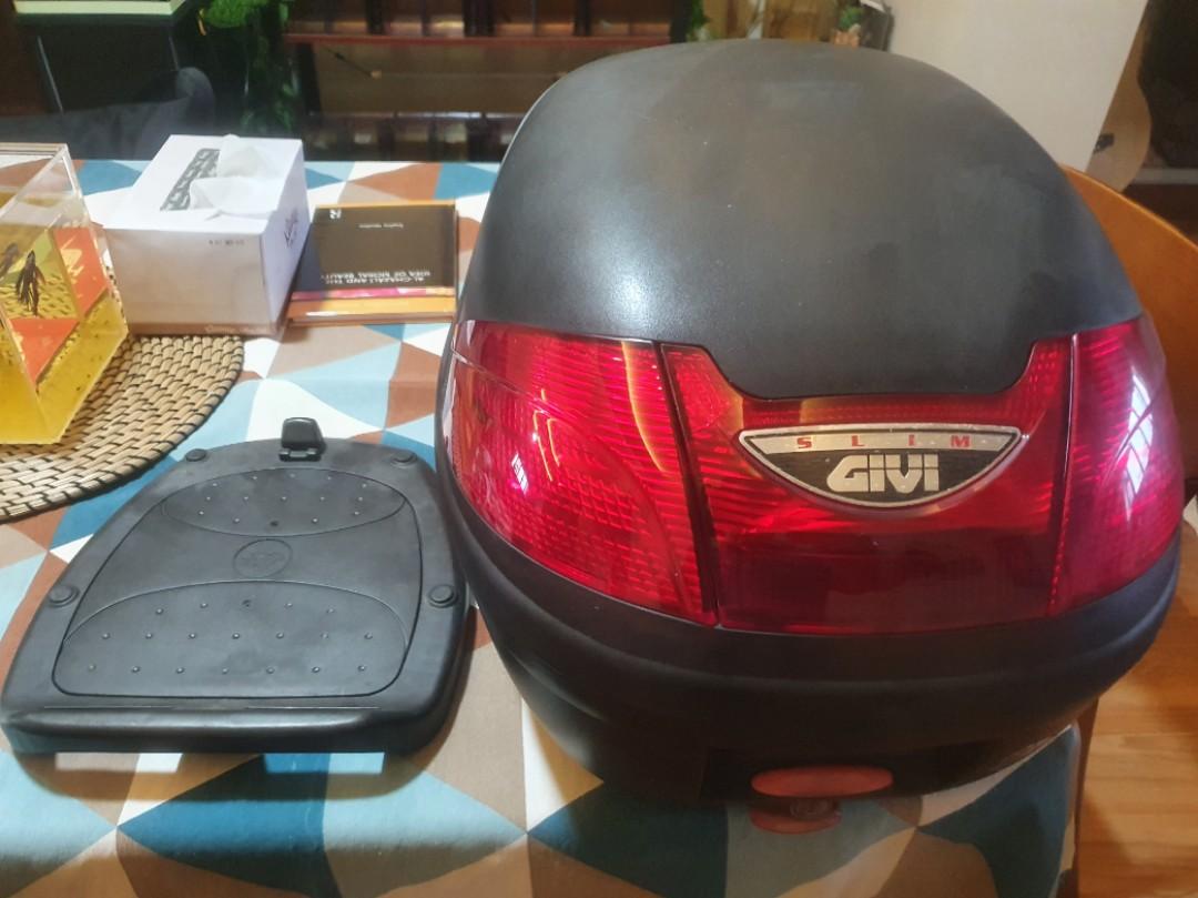 Givi E230 slim top box with base plate, Motorcycles, Motorcycle Accessories on Carousell