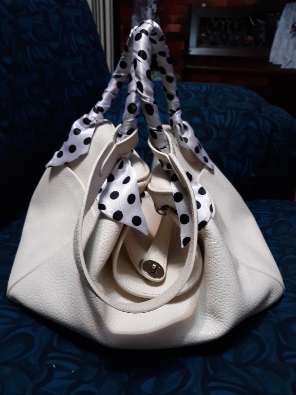 Hermes Lindy in Ivory White, Luxury, Bags & Wallets on Carousell