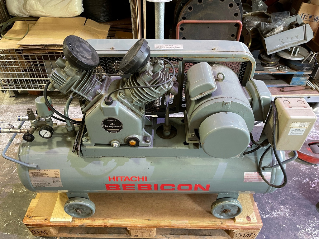 HITACHI BEBICON AIR COMPRESSOR, Everything Else on Carousell