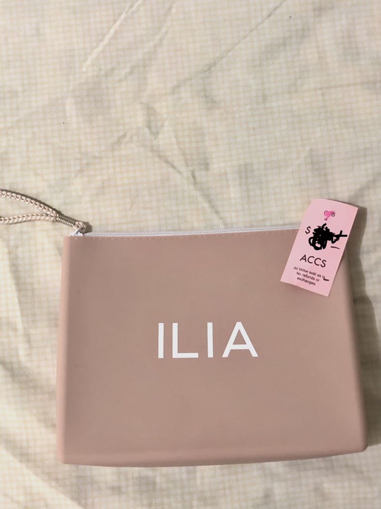 Ilia Pouch Old Rose, Women's Fashion, Bags & Wallets, Purses & Pouches ...