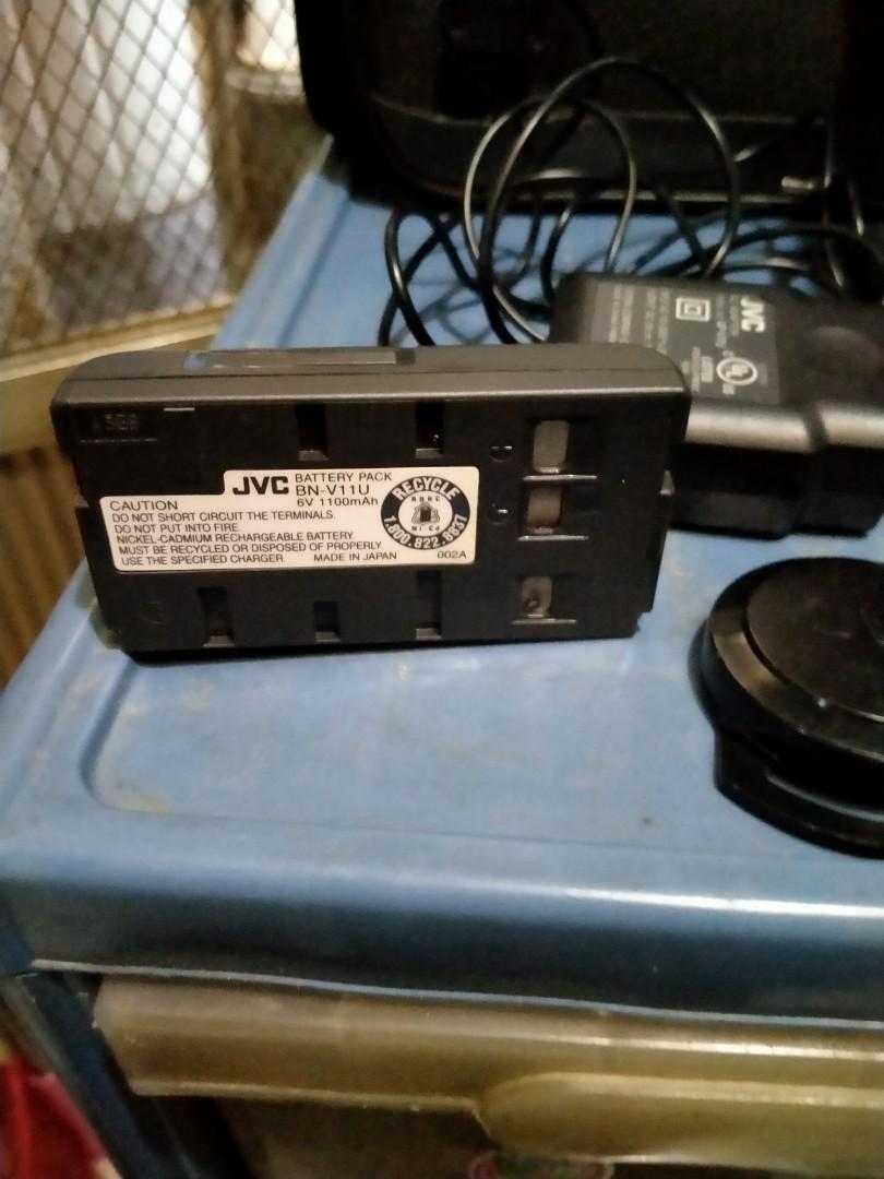 XMAS SUPER SALE! JVC COMPACT VHS CAMCORDER GR-SXM250U, Hobbies & Toys ...