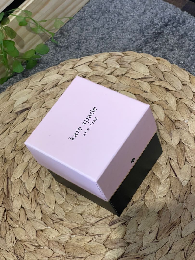 Kate Spade Box, Women's Fashion, Jewelry & Organisers, Accessory holder ...